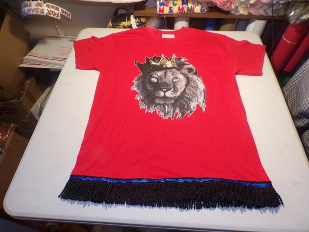 Lion of Judah Red Tee Black Fringes - Etsy