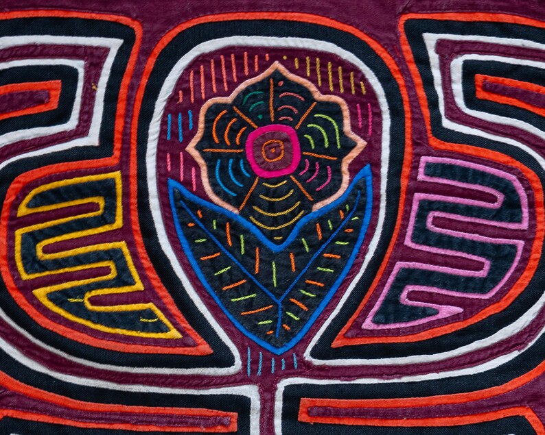 Handsawn Colombian Mola Abstract Flower Design - Etsy