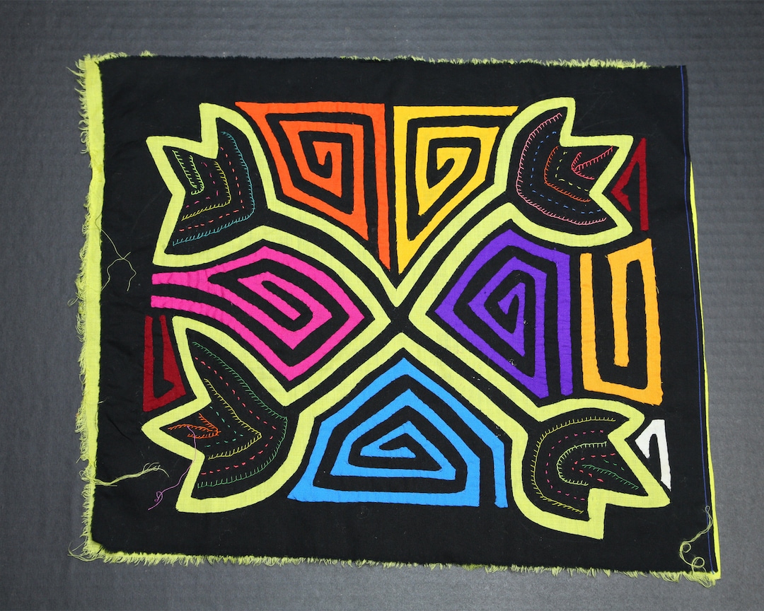 Handsawn Colombian Mola Flowers - Etsy