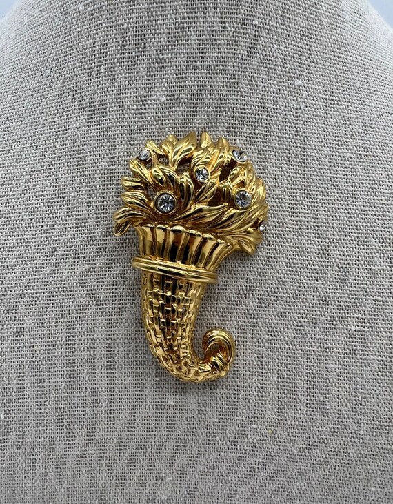 vintage monet gold cornucopia - Gem