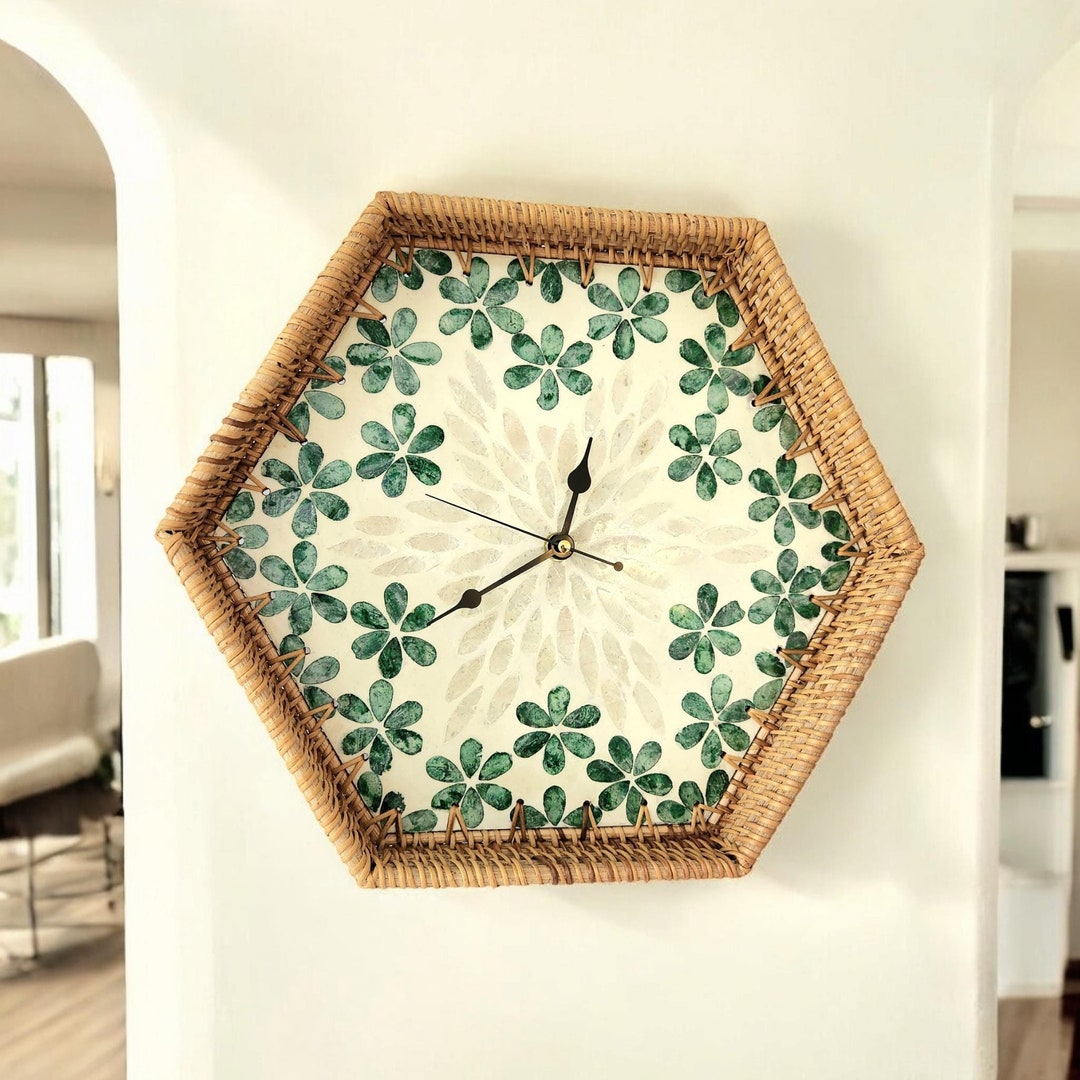 Clover Decor Wall Clock - Unique and Silent Clocks for Wall ...