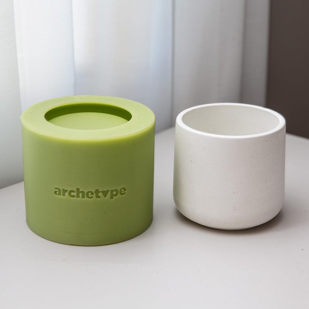 5 Inch Plump Tulip Concrete Planter Silicone Mold With Casting Frame ...