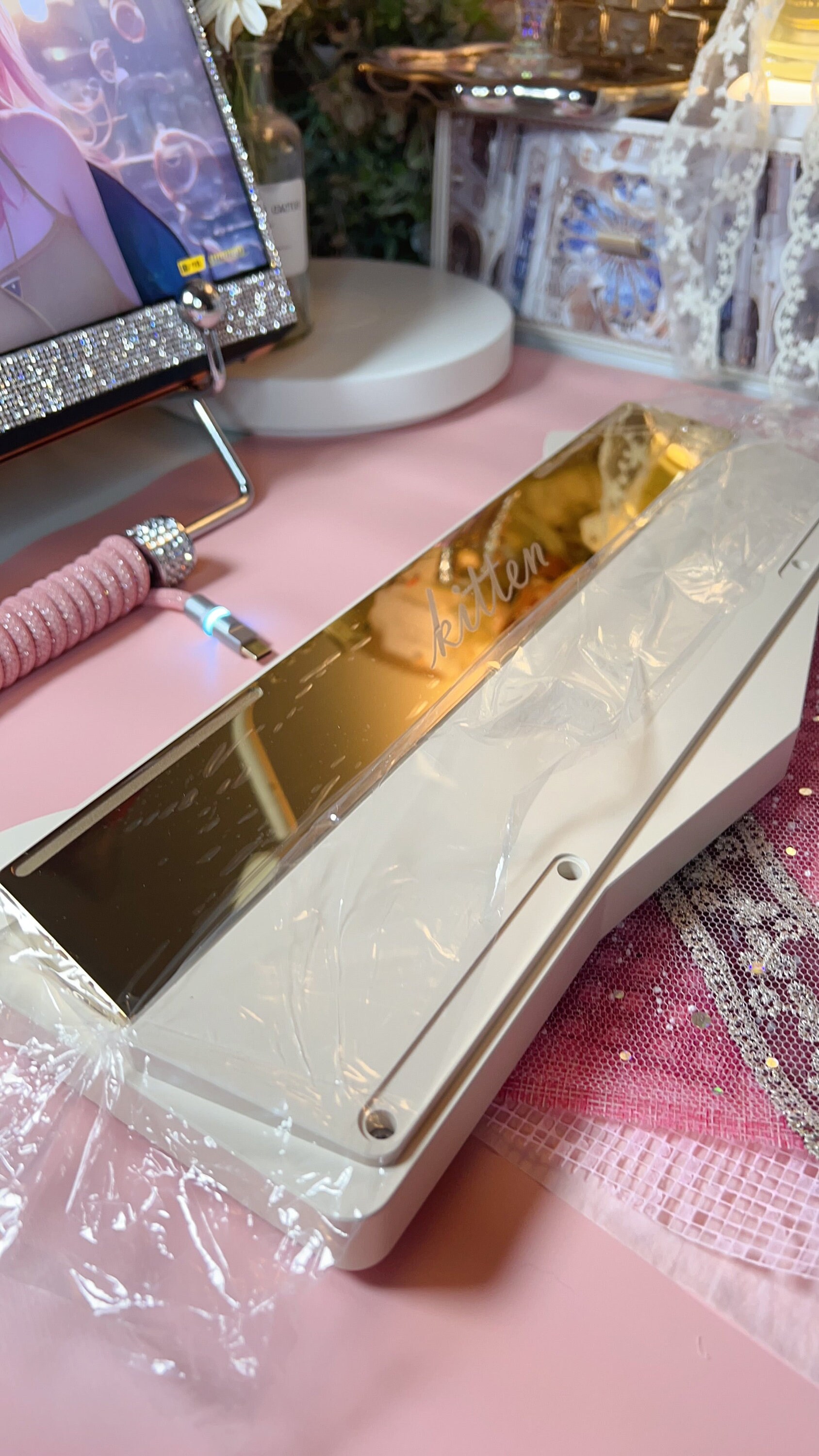 Prebuild Kitten Alice Pink Beige Aluminum Ergonomic Customized ...