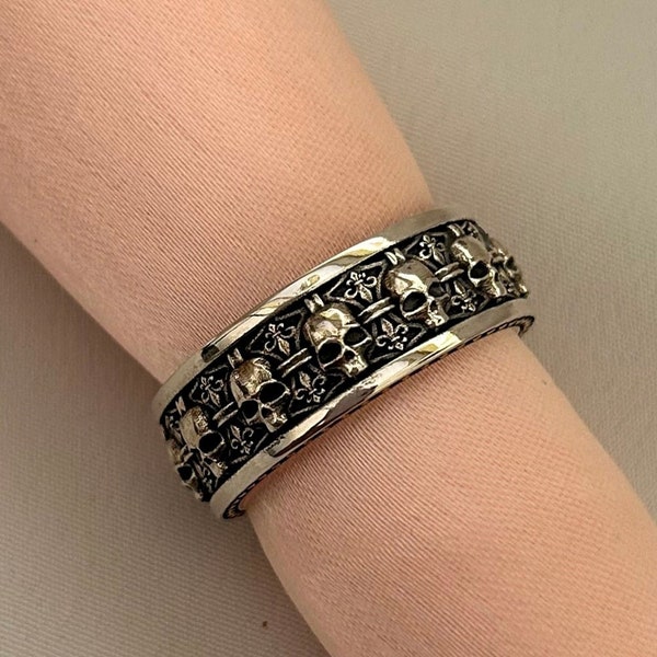 Skull Wedding Band - Etsy