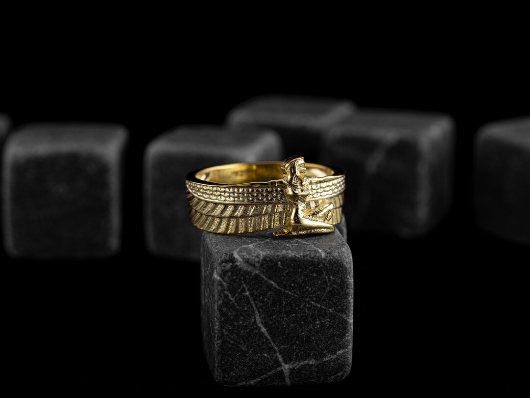 Egyptian Isis 18K Gold Rings, Ancient Egypt Goddess Isis Solid Gold Men ...