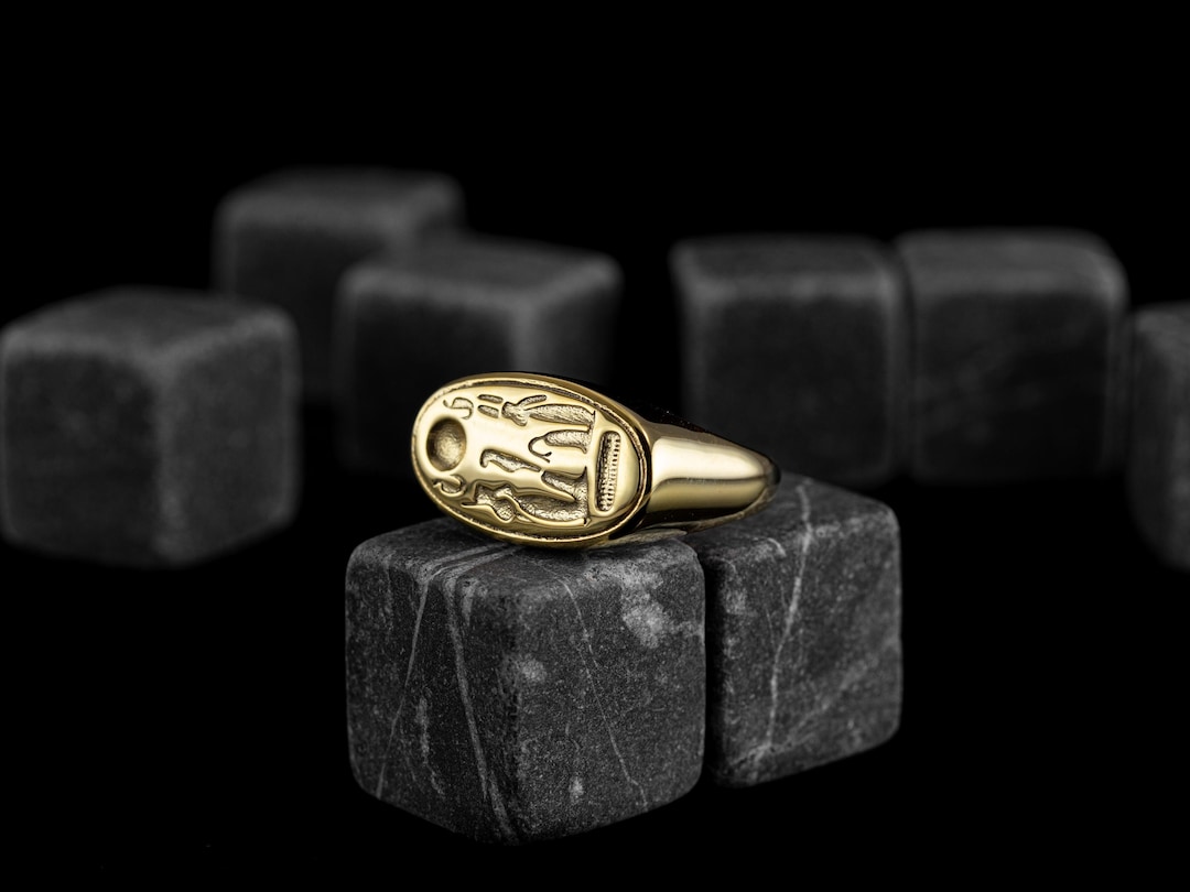 Akhenaten Ancient Egypt Solid Gold Ring, Yellow Gold Mythology Gift ...