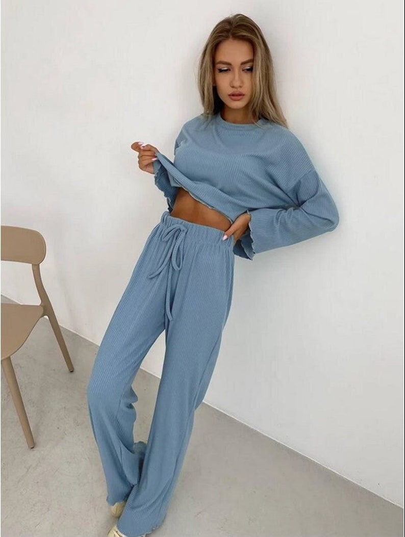 Thin 2 Piece Loose Fit Sleepwear Women's Set, Loose Fit High Waist Tie ...