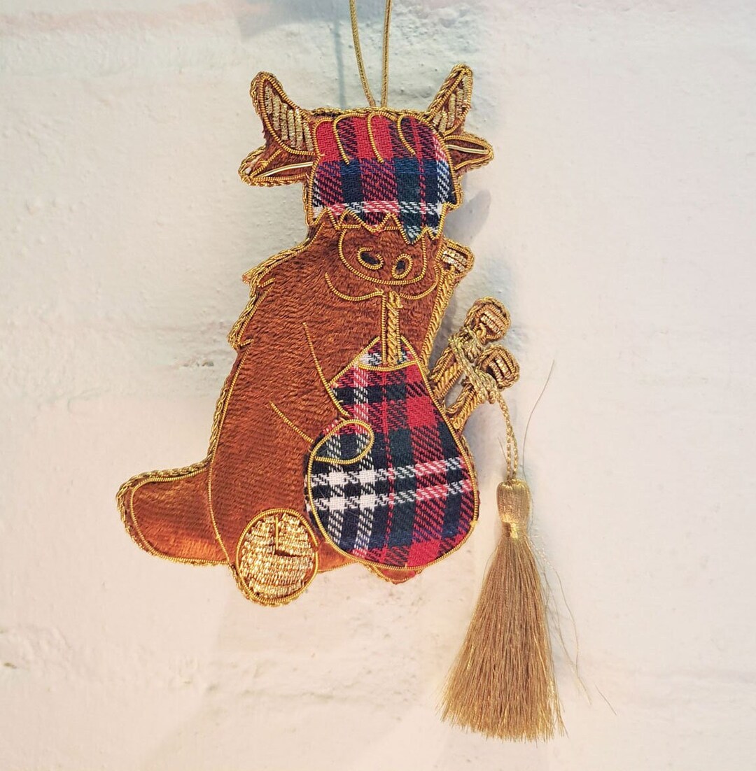 Highland Cow Bagpipes Tartan Hand Made Embroidered Decoration Luxe ...