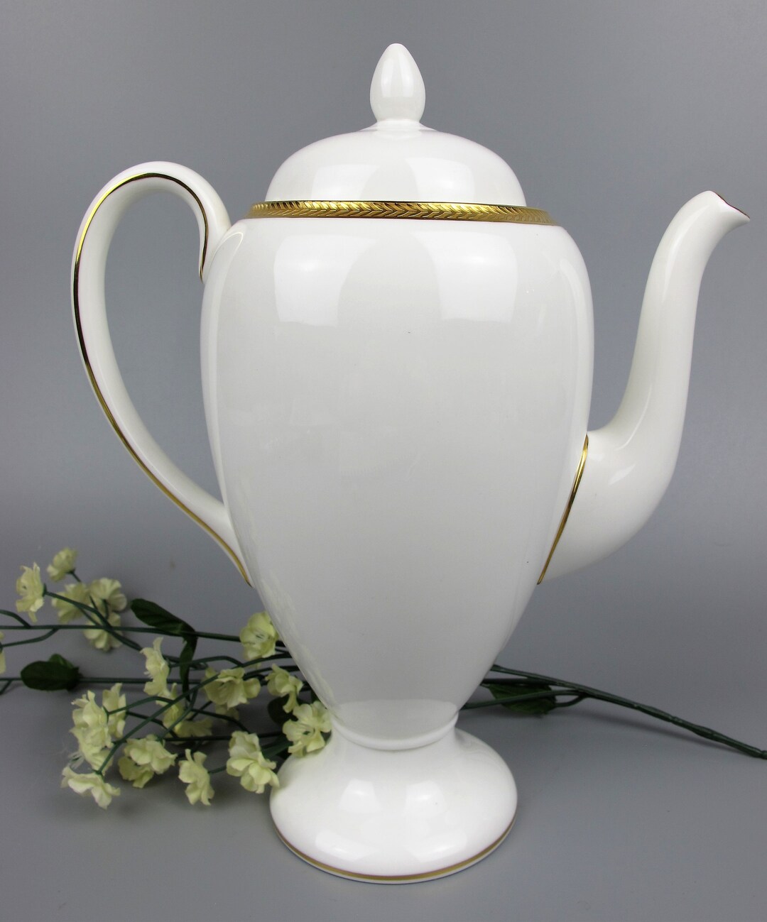 Superb Vintage Wedgwood Bone China senator Coffee Pot. White & Gold ...