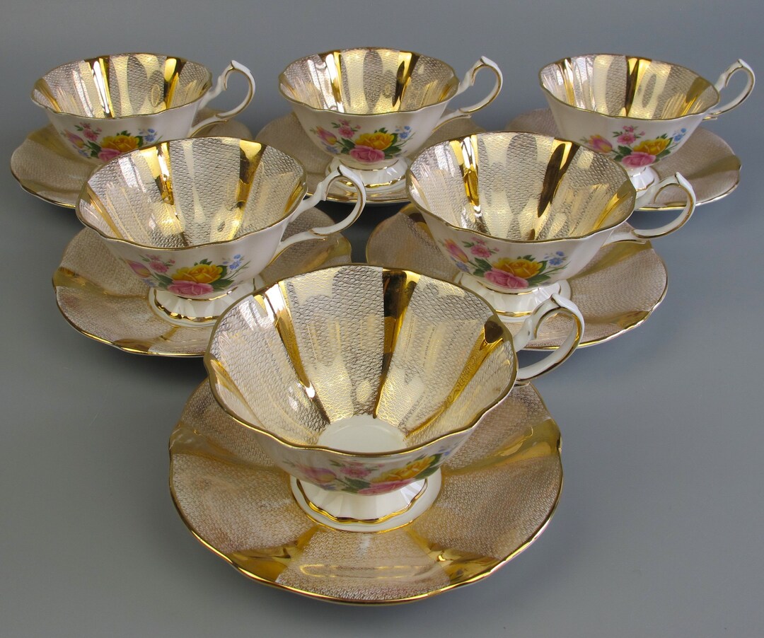 Queen Anne Tea Set / Service. 22K Gold & Flowers. Vintage Bone China. 6 ...