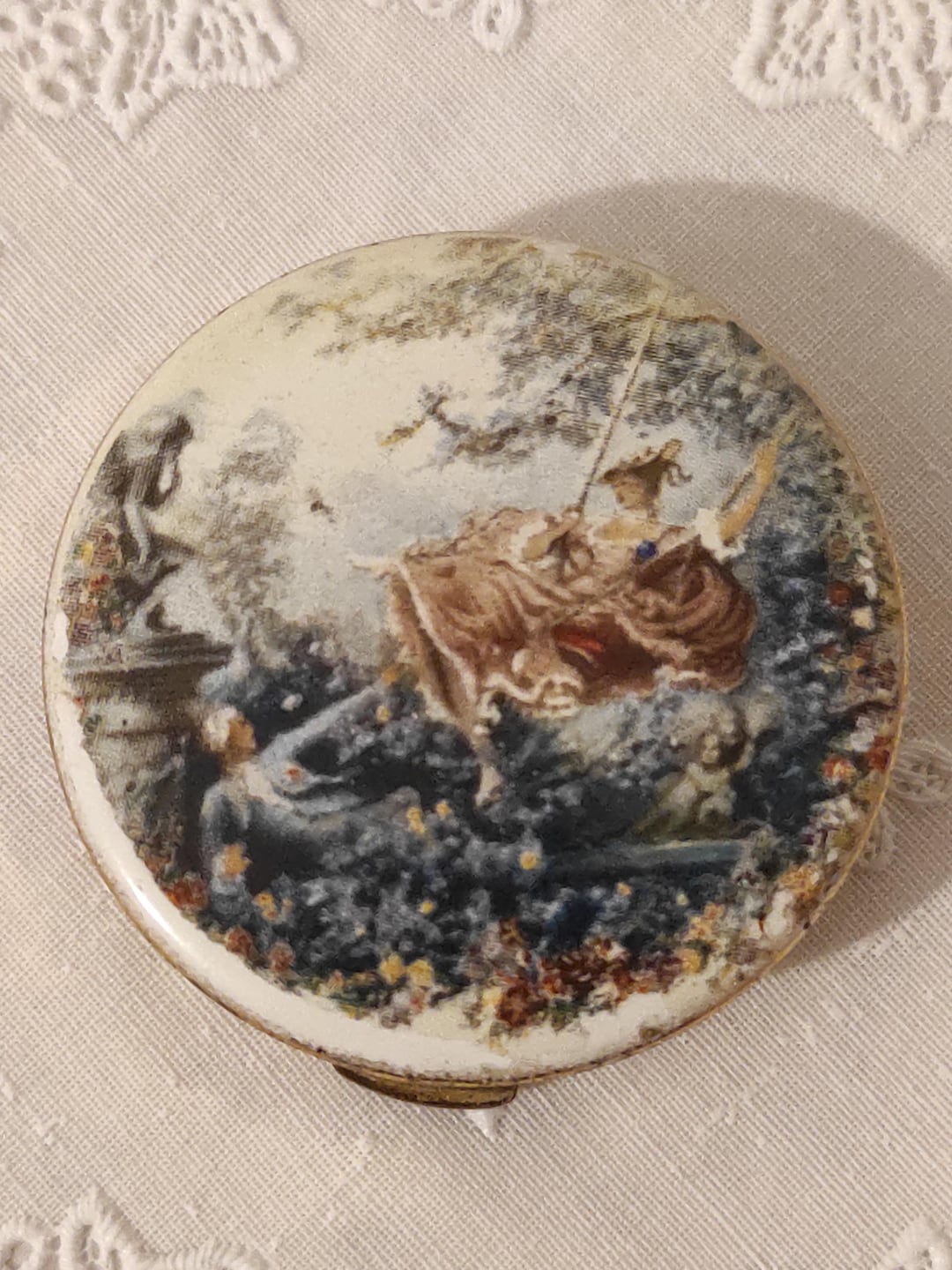 Vintage KIGU Pill Box, With Lady on a Garden Swing on the Lid. Romantic ...