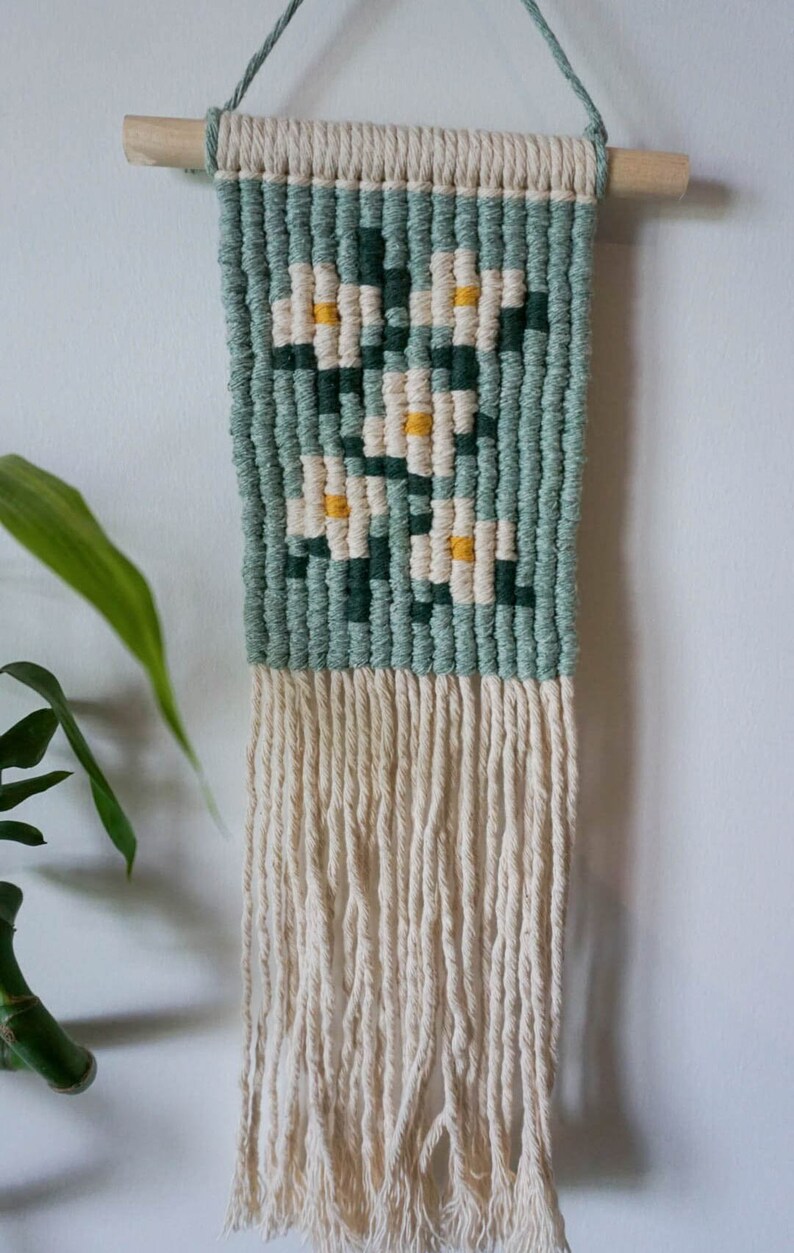 Macrame Pixel Art Wall Hanging, Pixel Flower Pattern | Wall Decor ...