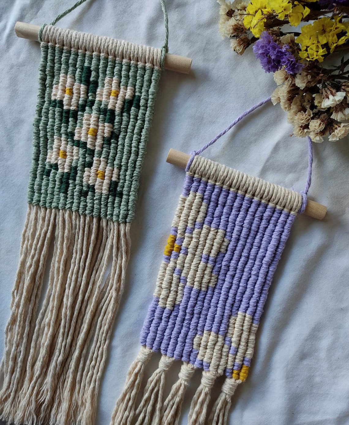 Macrame Pixel Art Wall Hanging, Pixel Flower Pattern | Wall Decor ...