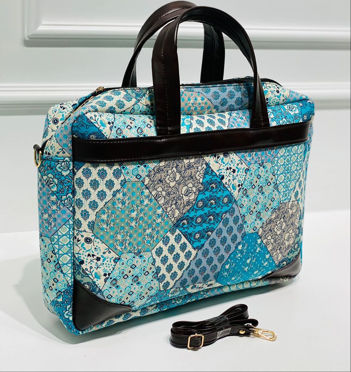 17 Laptop Bag PDF Sewing Pattern With Fabric & Denim Laptop Bag Pattern ...