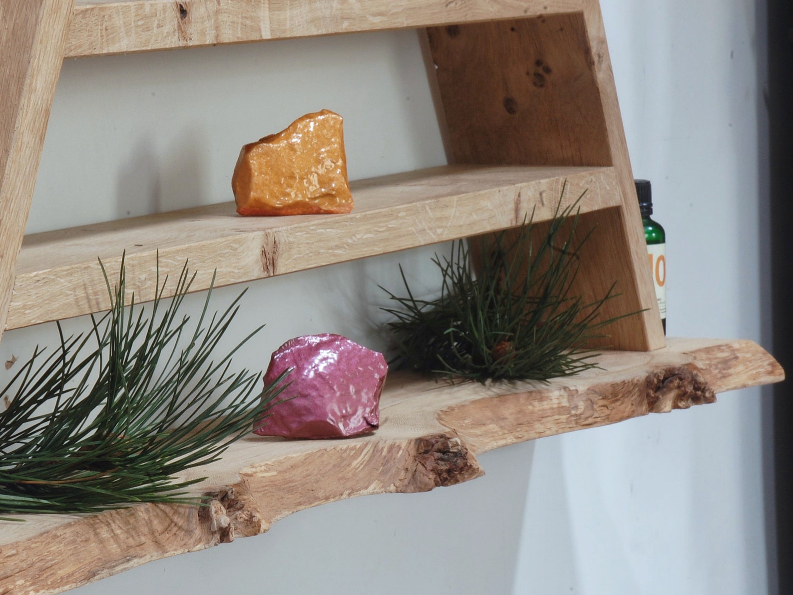 The 7 Chakra English Oak Crystal Pyramid, Triangle Crystal Shelf, Wall ...