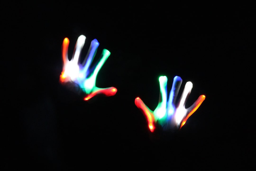 Flashing LED Rave Gloves Suitable For Raves, Festivals, Night Clubs ...