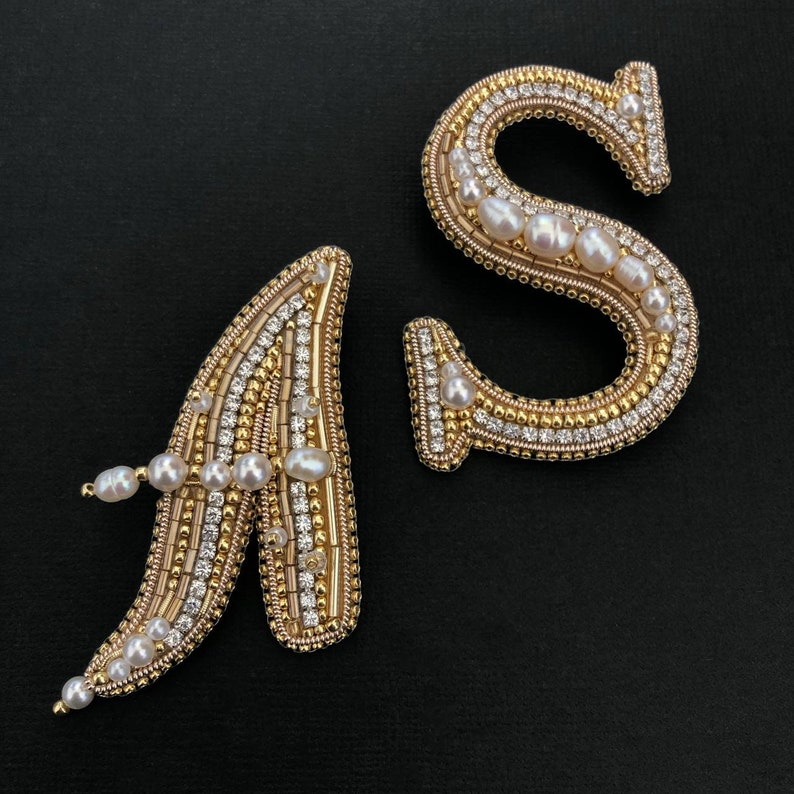 Letter Brooch Gold Letter Jewelry Minimalist Brooch - Etsy