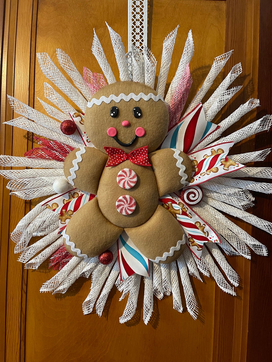 Gingerbread Man Wreath, Christmas Wreath, Gingerbread Man, Front Door ...