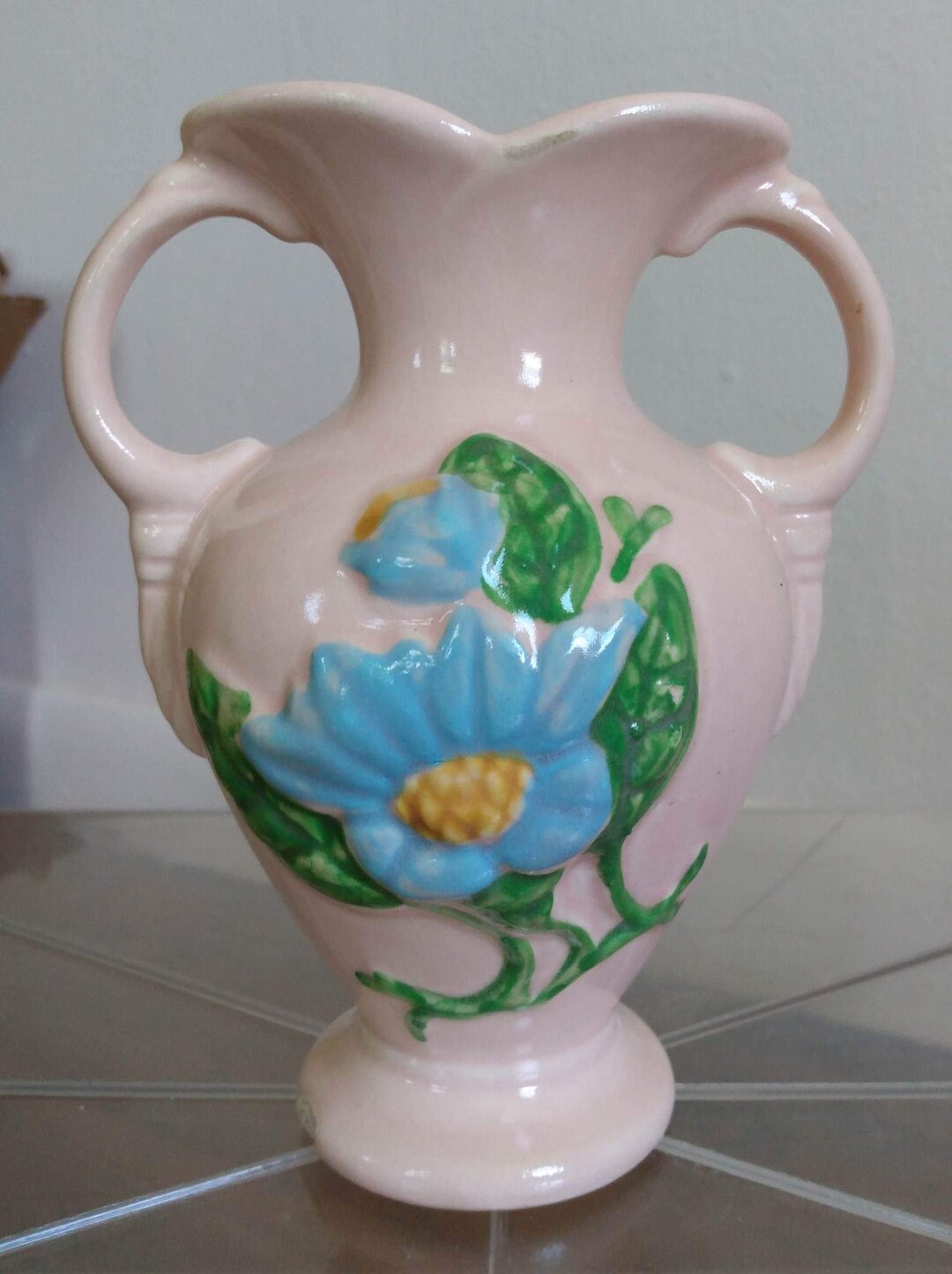 1940s Hull Art Pottery Pale Pink Vase/urn With Blue Magnolias - Etsy