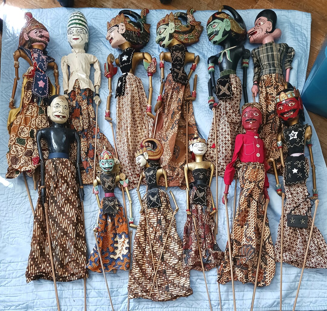 Vintage Set of 12 Unique Wayang Golek Indonesian Stick Puppets - Etsy