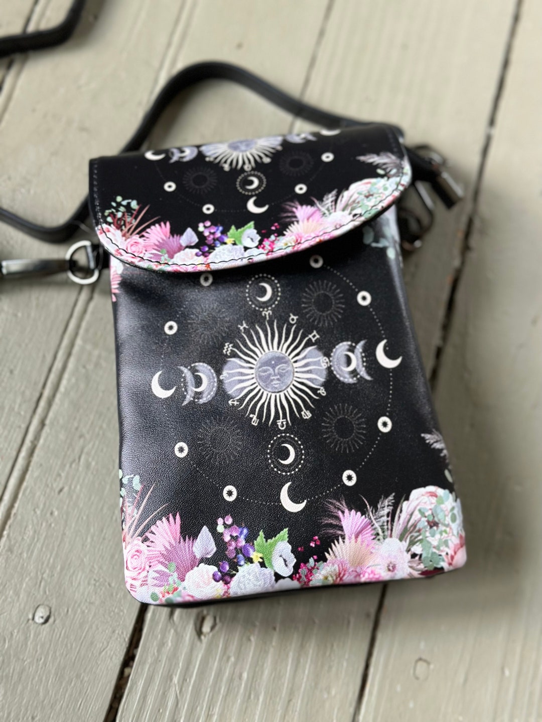 Cottagecore Witchy Small Purse, Vegan Leather Crossbody Phone Purse ...