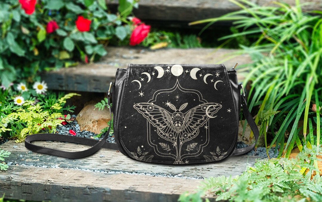 Gothic Moth Moon Purse, Luna Moth Moon Phases Crossbody Bag, Goth Witch ...