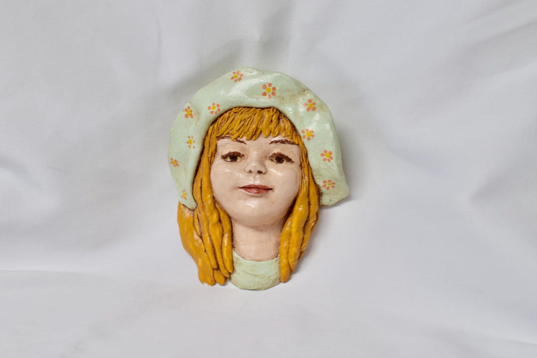 Vintage Carol Rardon Chalkware Girl Wall Plaque: Handpainted 1970s Folk ...