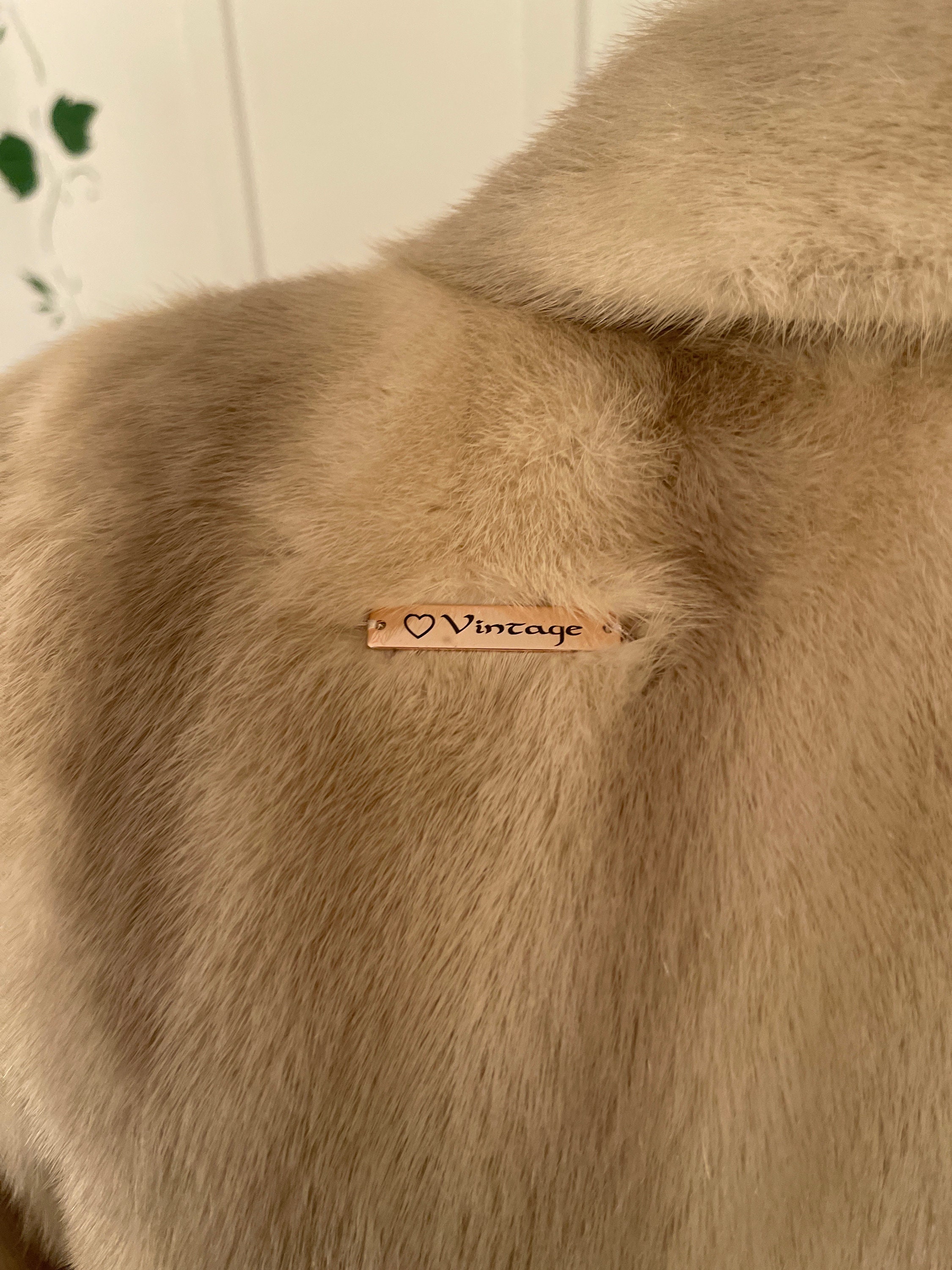 Beautiful Vintage Platinum Mink Short Coat Honor the Life Love Vintage Furs - Etsy