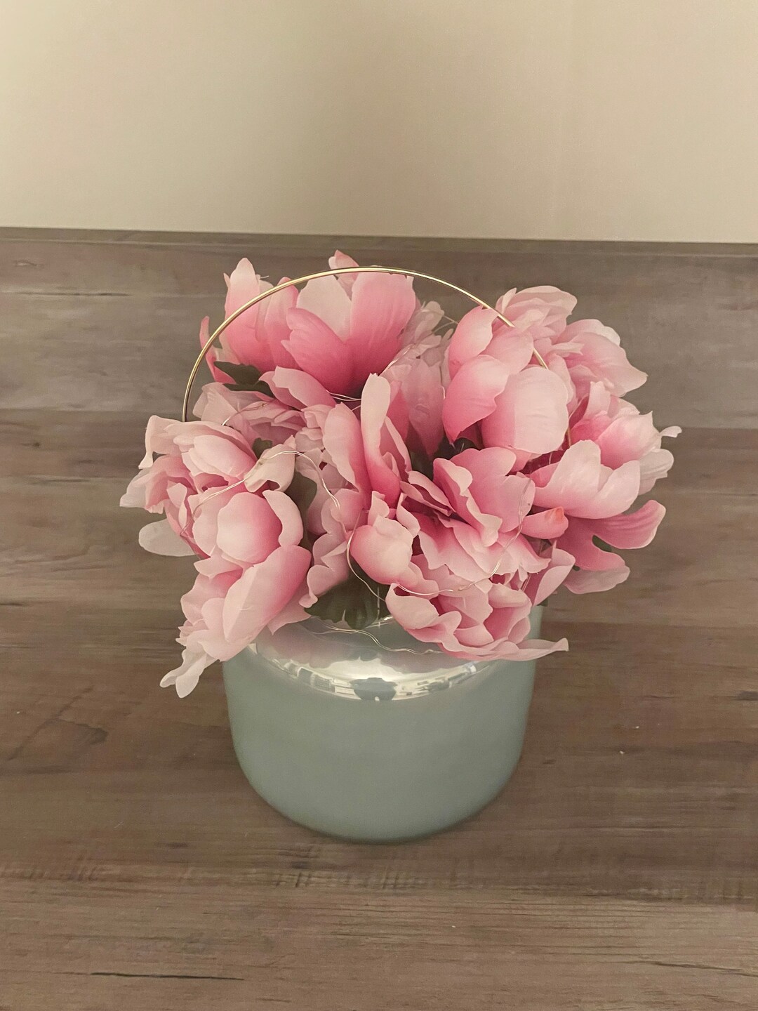 Gorgeous Pink Floral Centerpiece With Pink Copper Firefly Lighting ...