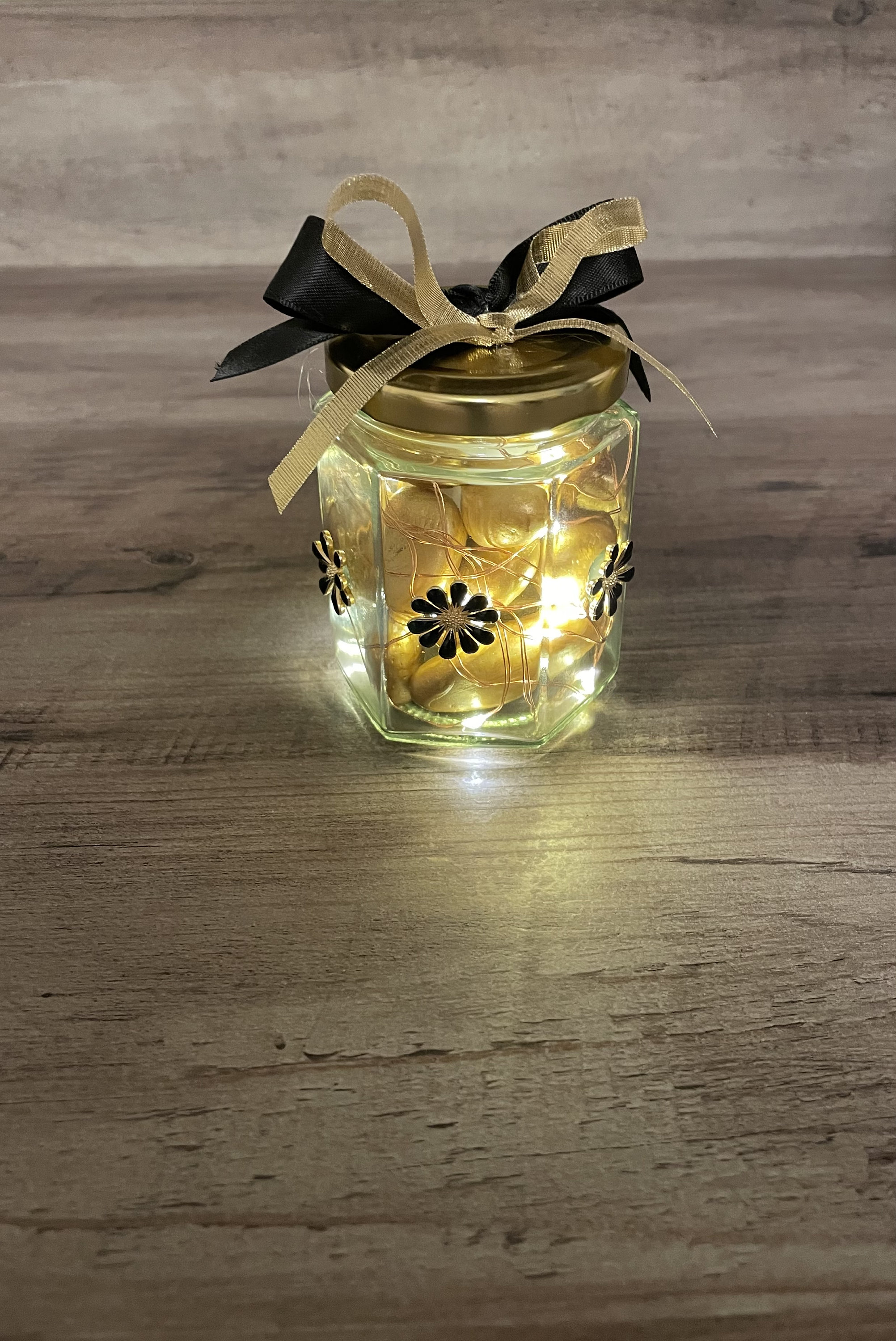 Amazing Hand -crafted Small Mason Jar With Gold Painted Beach Rocks ...
