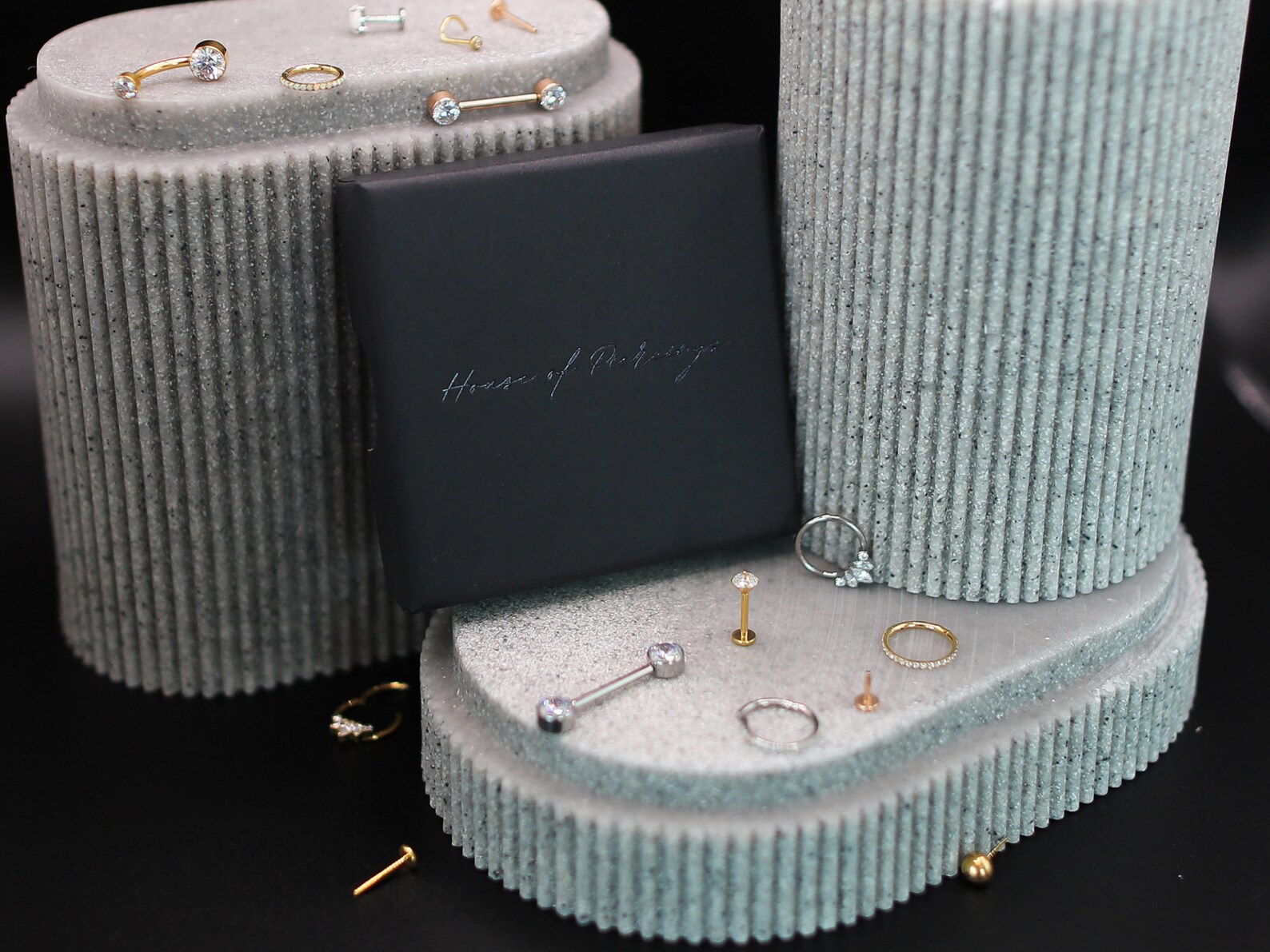 Dainty Diamond Belly Piercing, 14g Implant Grade Titanium Internal ...