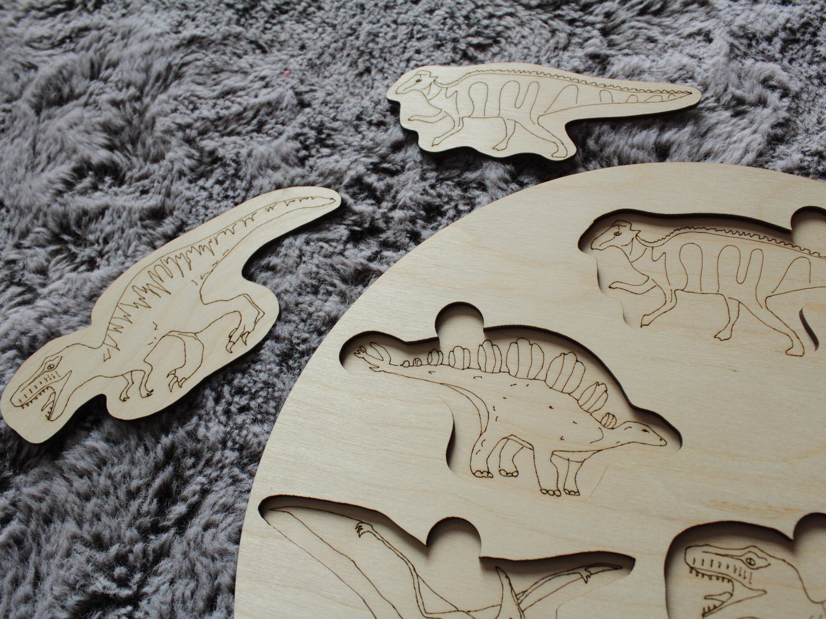 LASER CUT FILE - Dinosaurs Puzzle - Line Drawing - Colour Yourself ...
