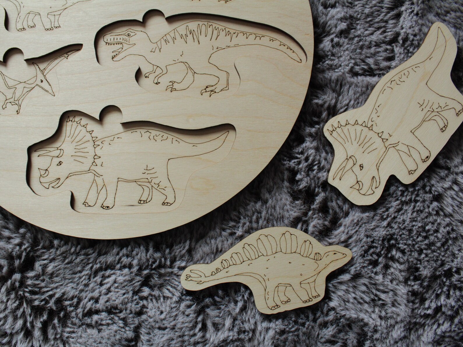 LASER CUT FILE - Dinosaurs Puzzle - Line Drawing - Colour Yourself ...