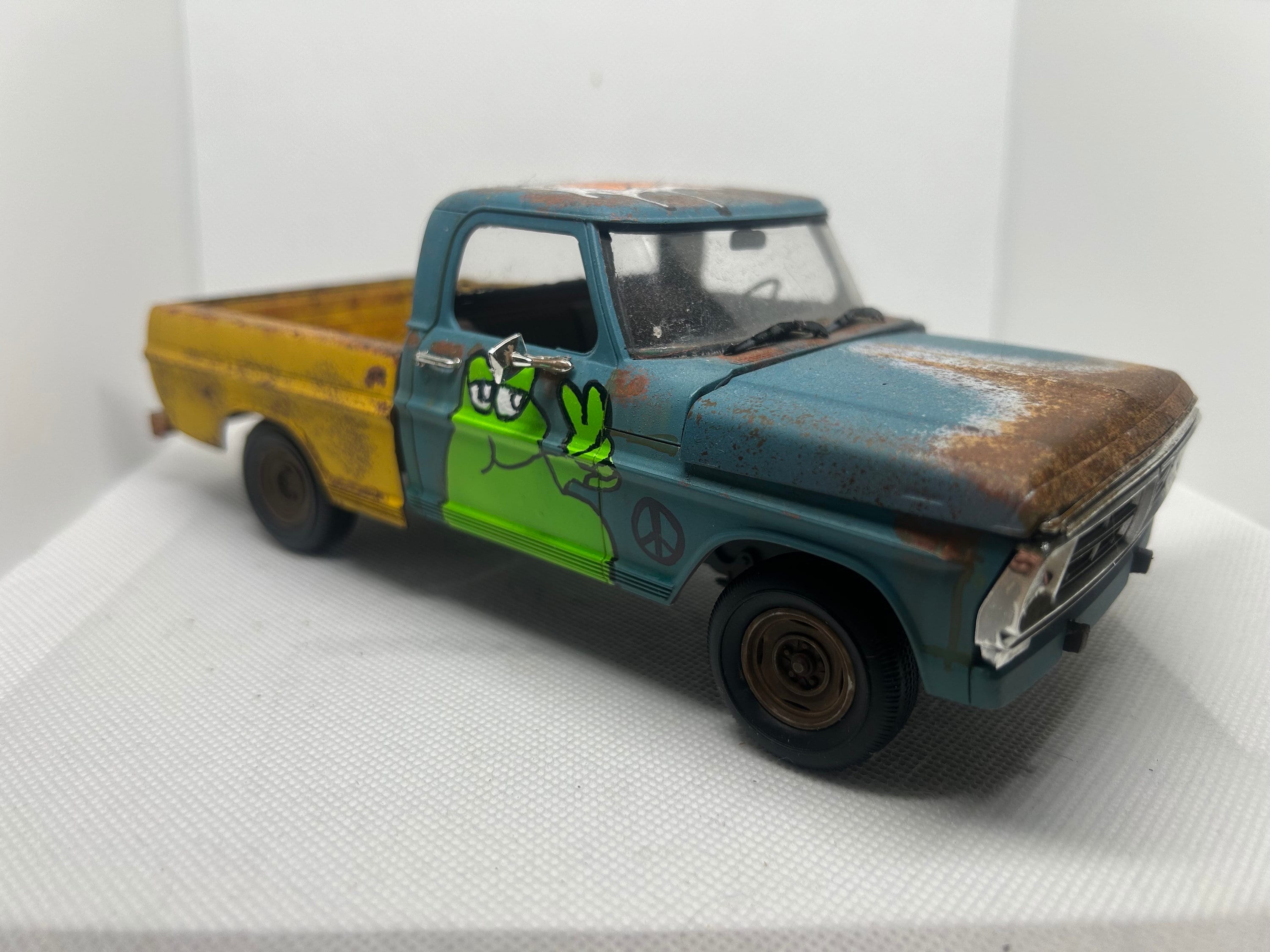 Pro Built Model Kit Moebius 1972 Ford Sport Custom Pick-up - Etsy