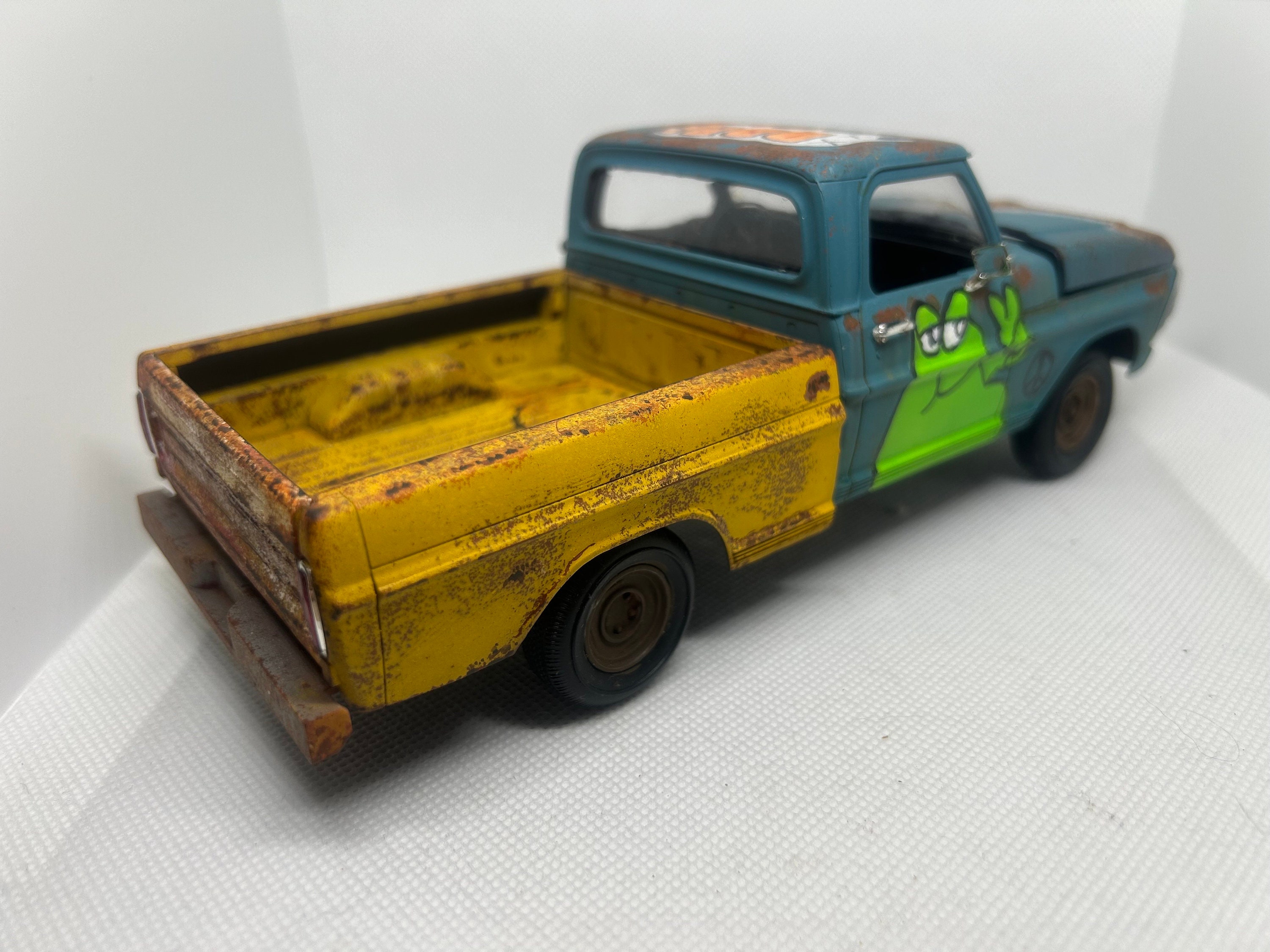 Pro Built Model Kit Moebius 1972 Ford Sport Custom Pick-up - Etsy