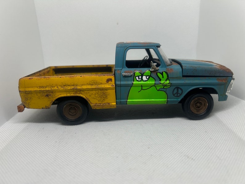 Pro Built Model Kit Moebius 1972 Ford Sport Custom Pick-up - Etsy