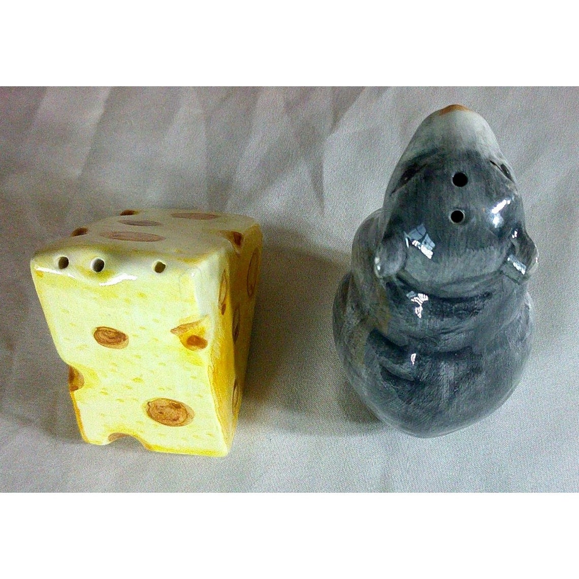 Mouse and Cheese Salt and Pepper Shaker Set - Etsy