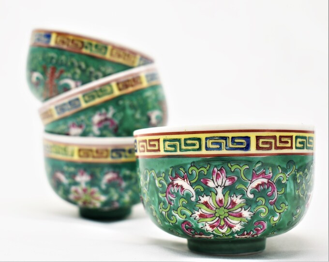 Vintage Chinese Rice Bowls, Tea Cups set of 4 Famille Rose, Emerald ...