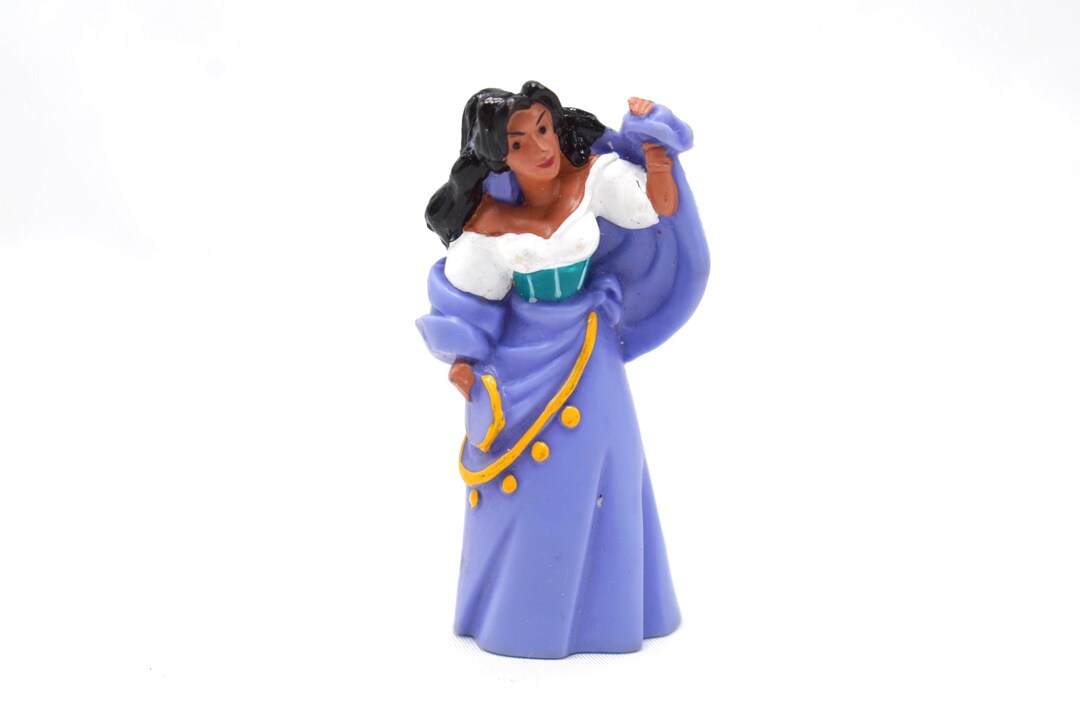 Vintage Esméralda Figurine - Disney Hunchback of Notre Dame 90s Toy - Etsy