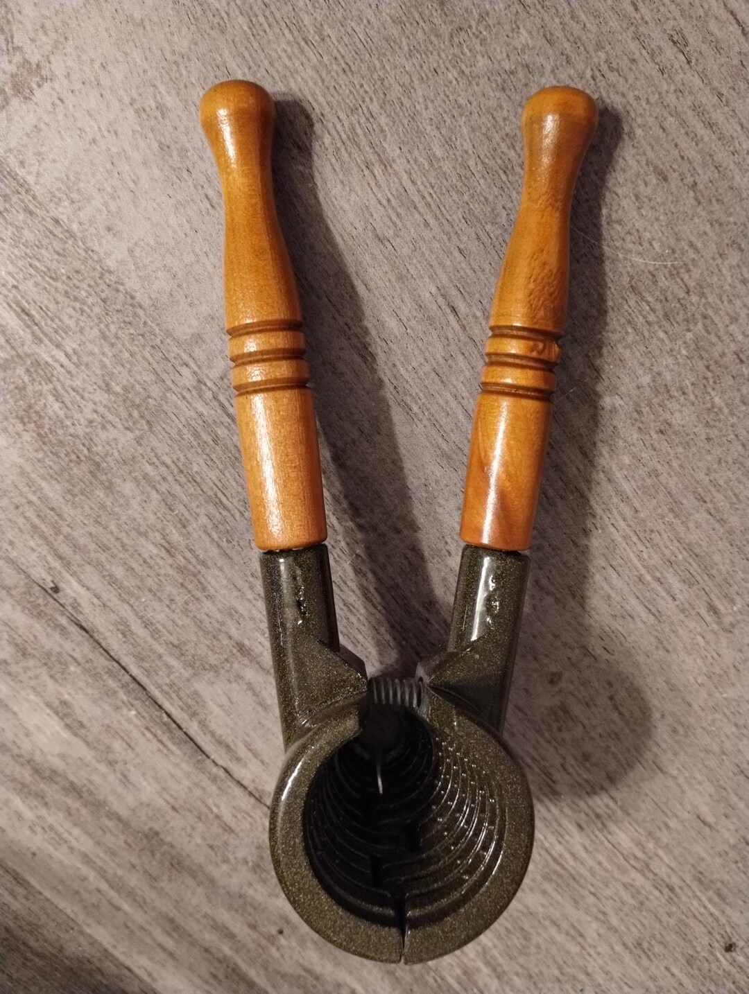 Spring Loaded Heavy Duty Nut Cracker - Etsy