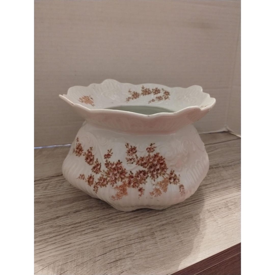 White Embossed Ceramic Bowl With Floral Design & Scalloped Edge - Etsy