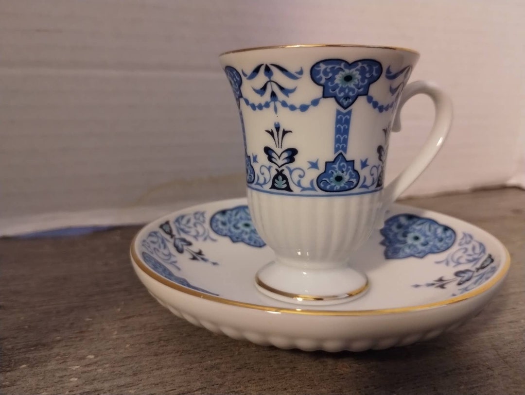 Avon European Tradition Cup & Saucer Collection 1984 - Etsy