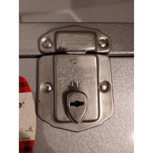 Skotch Kooler PORTA-FILE Metal File Cash Checks Storage Box With Key ...