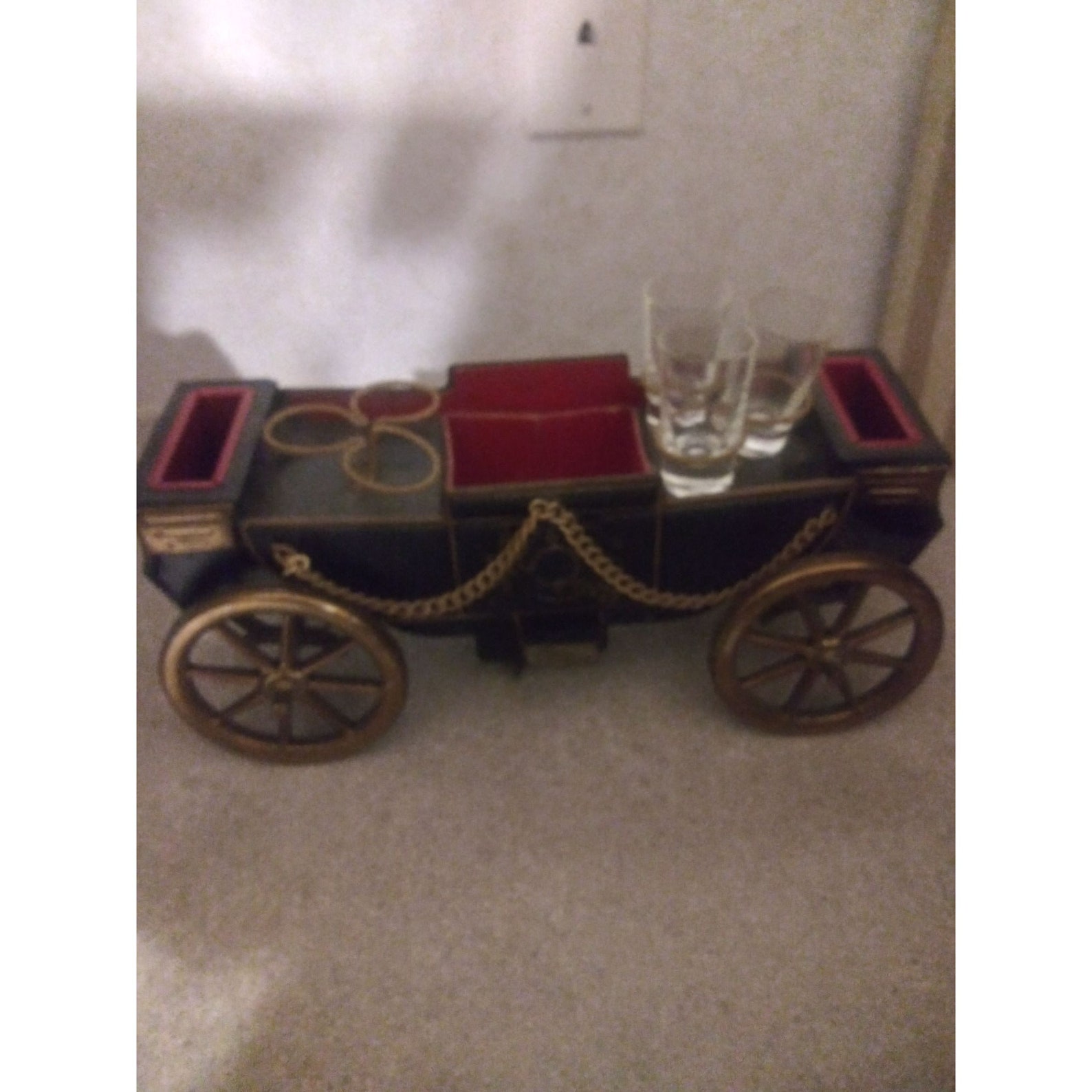 Musical Decanter Stage Coach Bar - Etsy