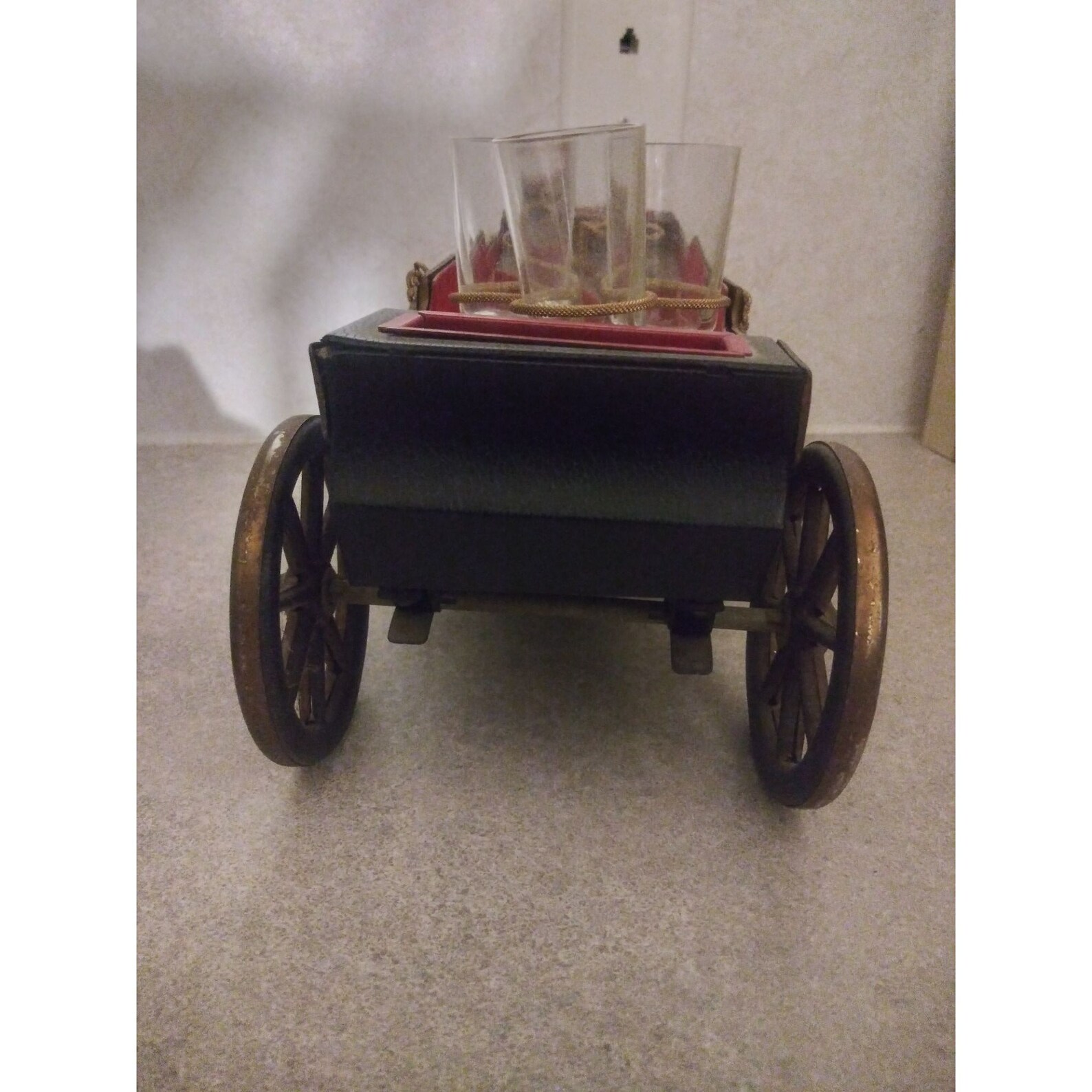 Musical Decanter Stage Coach Bar - Etsy