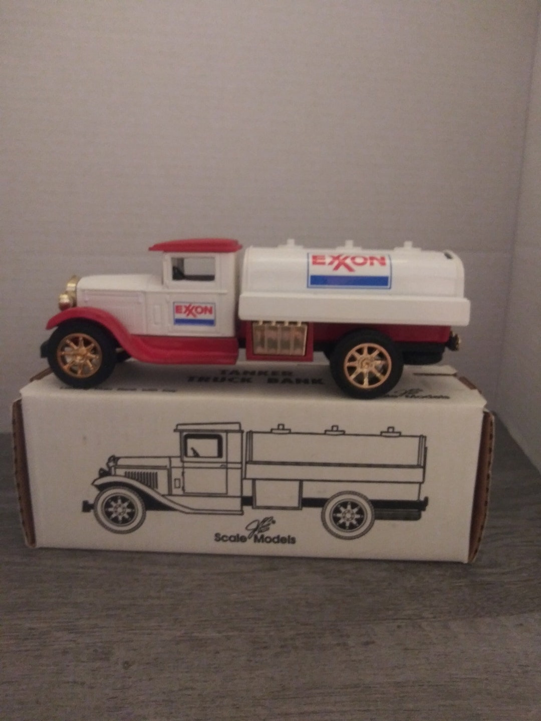 Ertl Exxon Limited Edition Tanker Truck Bank Die Cast Vintage 1992 New ...