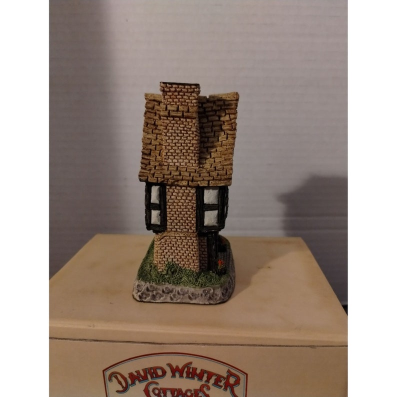 David Winter Spinners Cottage 1984 Original Box COA Hand Made Hand ...