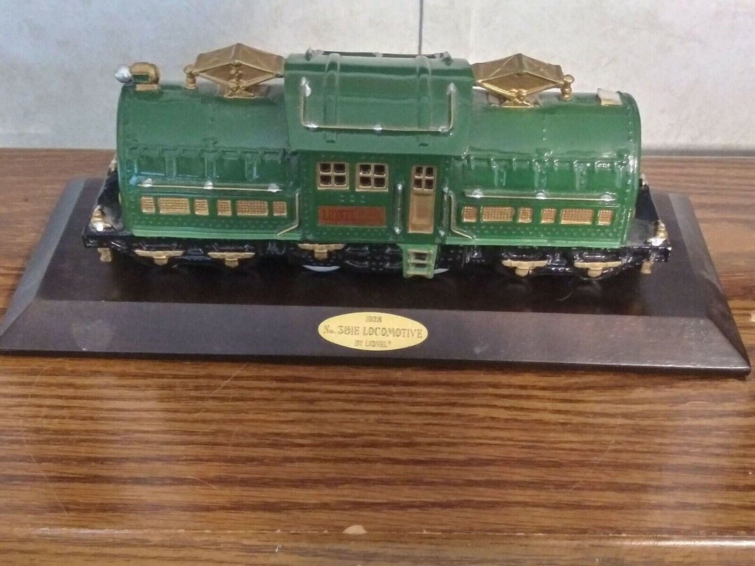 Lionel Trains by Avon 1928 381E Locomotive Green - Etsy