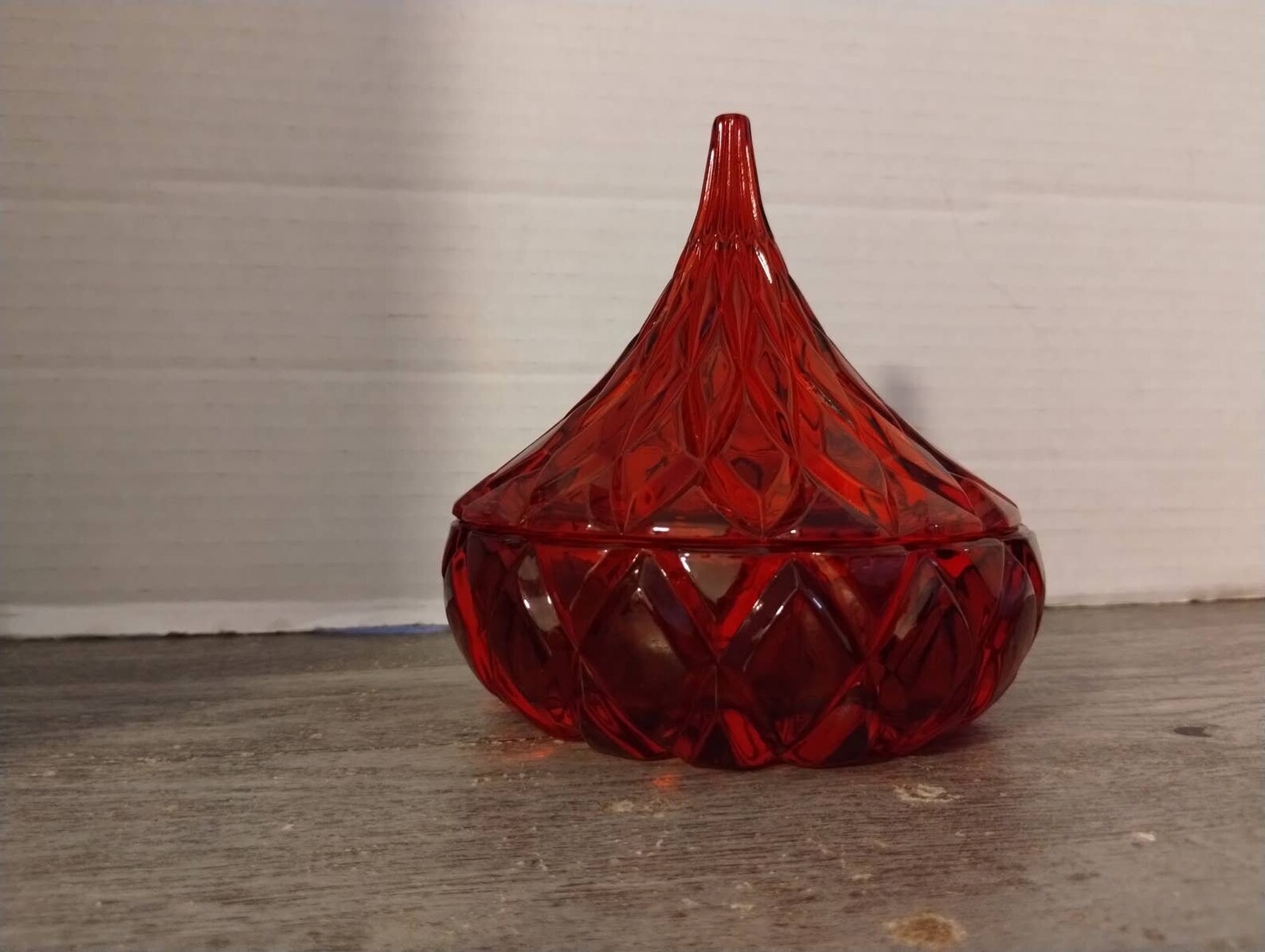 Red Crystal Kiss Hershey Kisses by Godinger Shannon Crystal Designs ...
