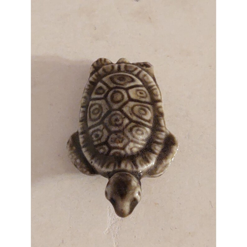 Wade England Swimming Sea Turtle Red Rose Tea - Etsy